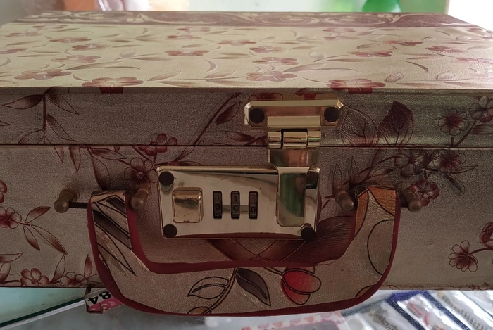 Buy Safty Case & Churi Set Box With Locking System online from Brothers ...