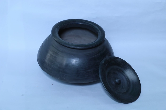 Clay Special Cooking Handi Black - Shudh Farm