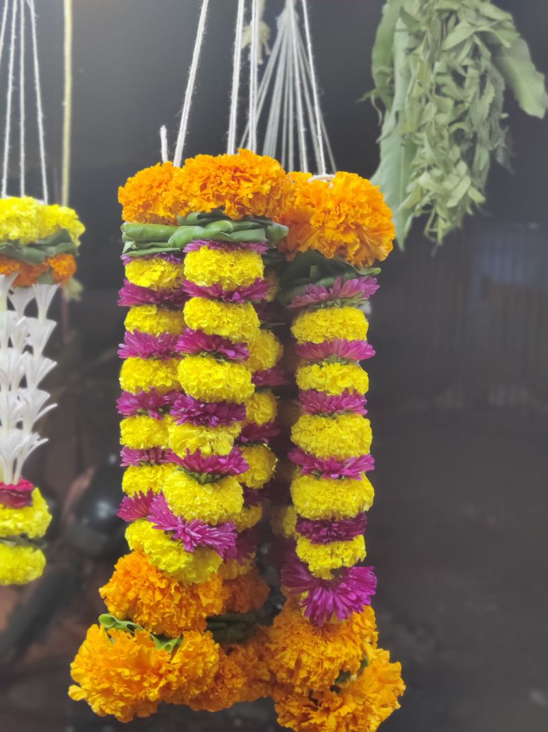 Buy Zendu A star Mix Har online from Flower Shop