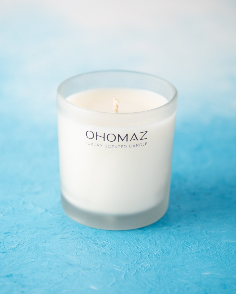 White Frosted medium-sized glass Candle | Soy Wax | 200 gm - Ohomaz ...