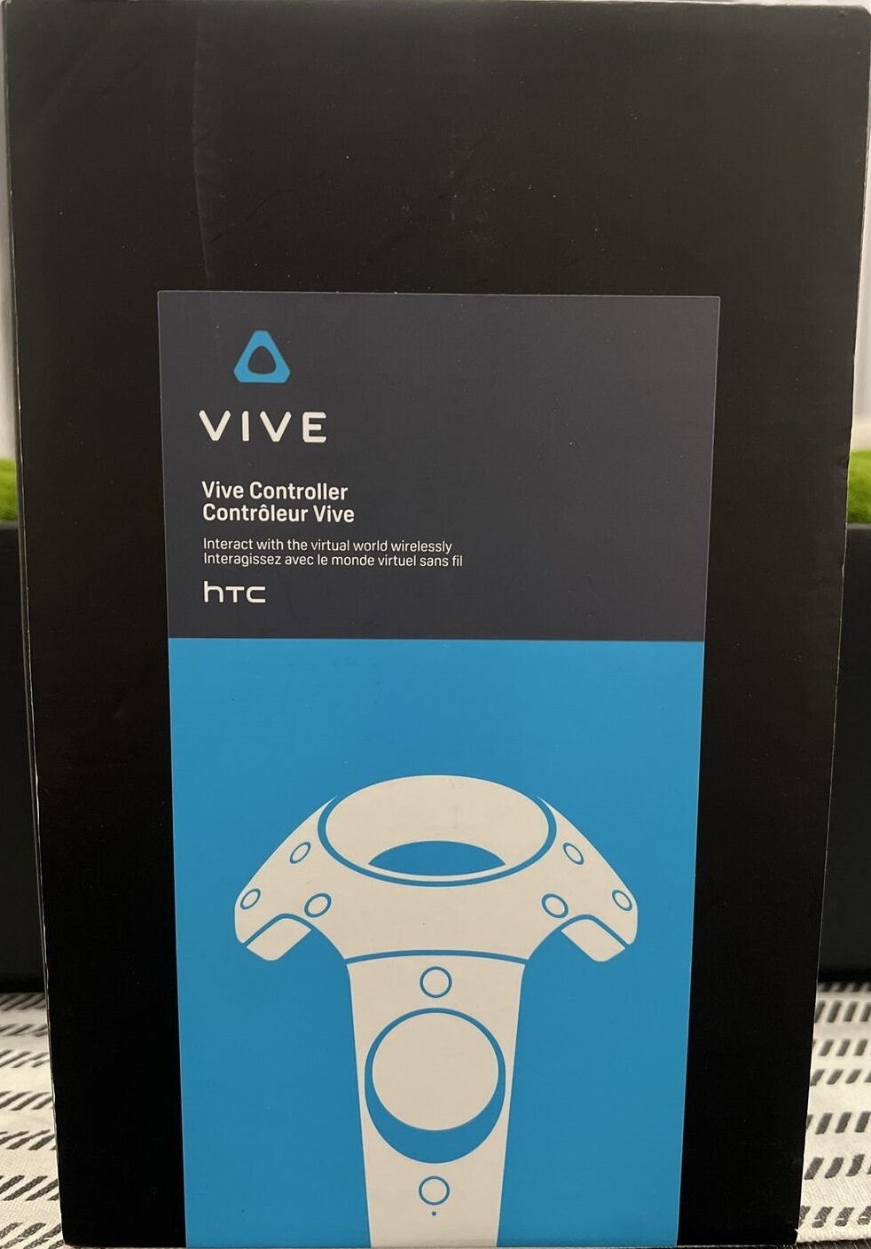 HTC Vive Controllers / Joystick Pair [Left and Right ] 99HAFR001-00 ...