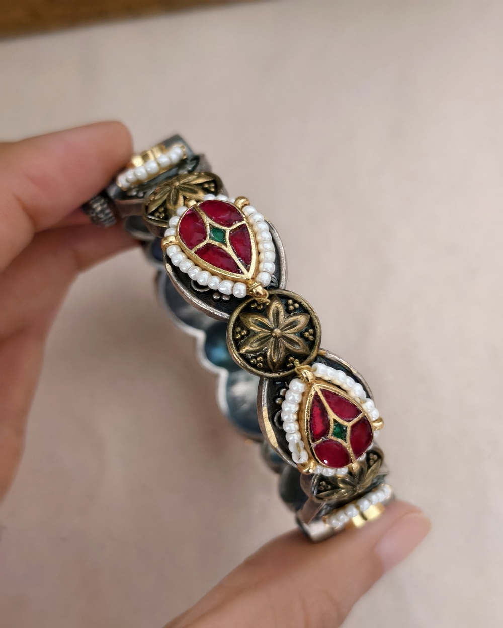 Rupita Dual tone Bangles - Naira Collections