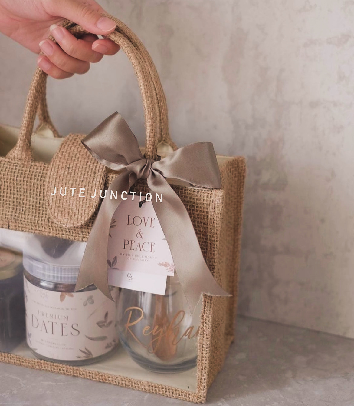 NATURAL JUTE GIFT TOTE BAGS WITH BOW (PACK OF 10 BAGS) - Jute Junction