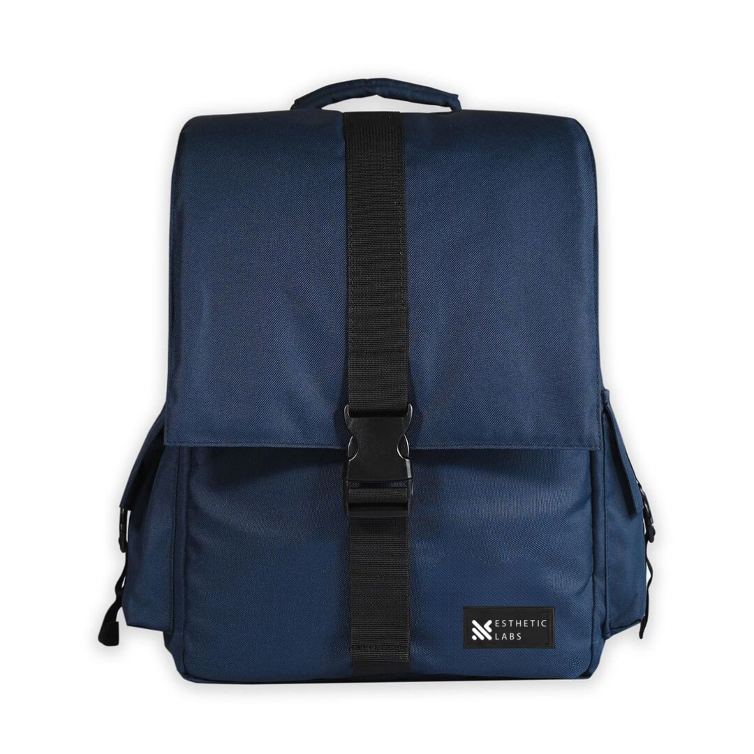 FLAPPED BACKPACK NAVY - Esthetic Labs