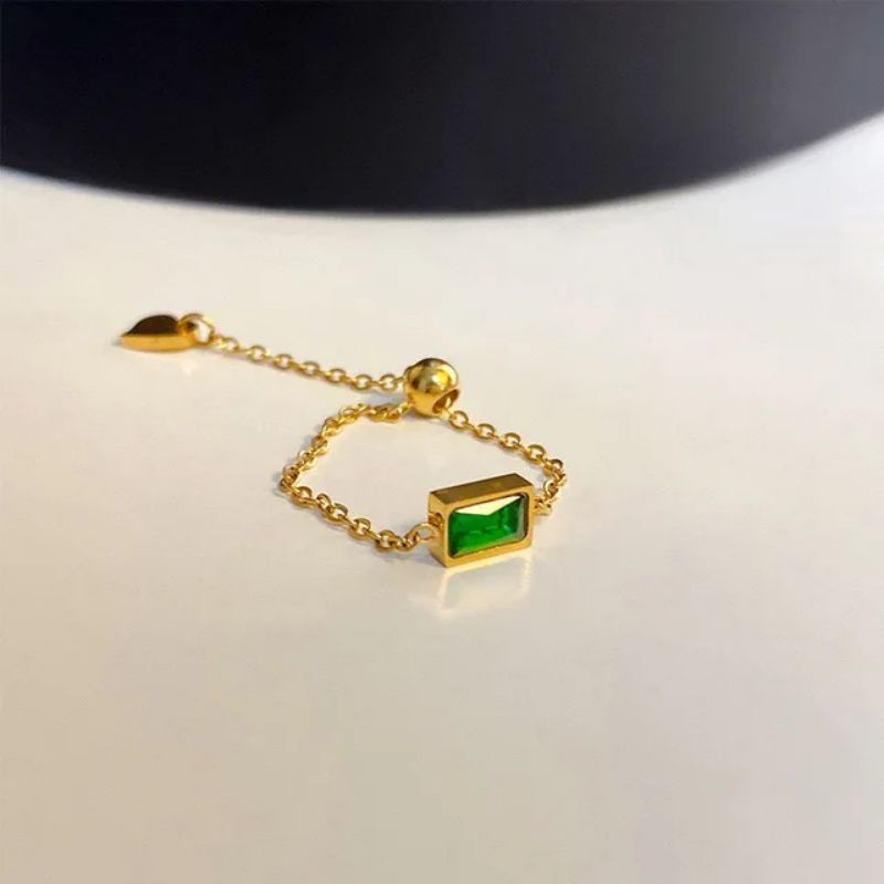 Emerald Adjustable Chain Ring - Ananta Juels