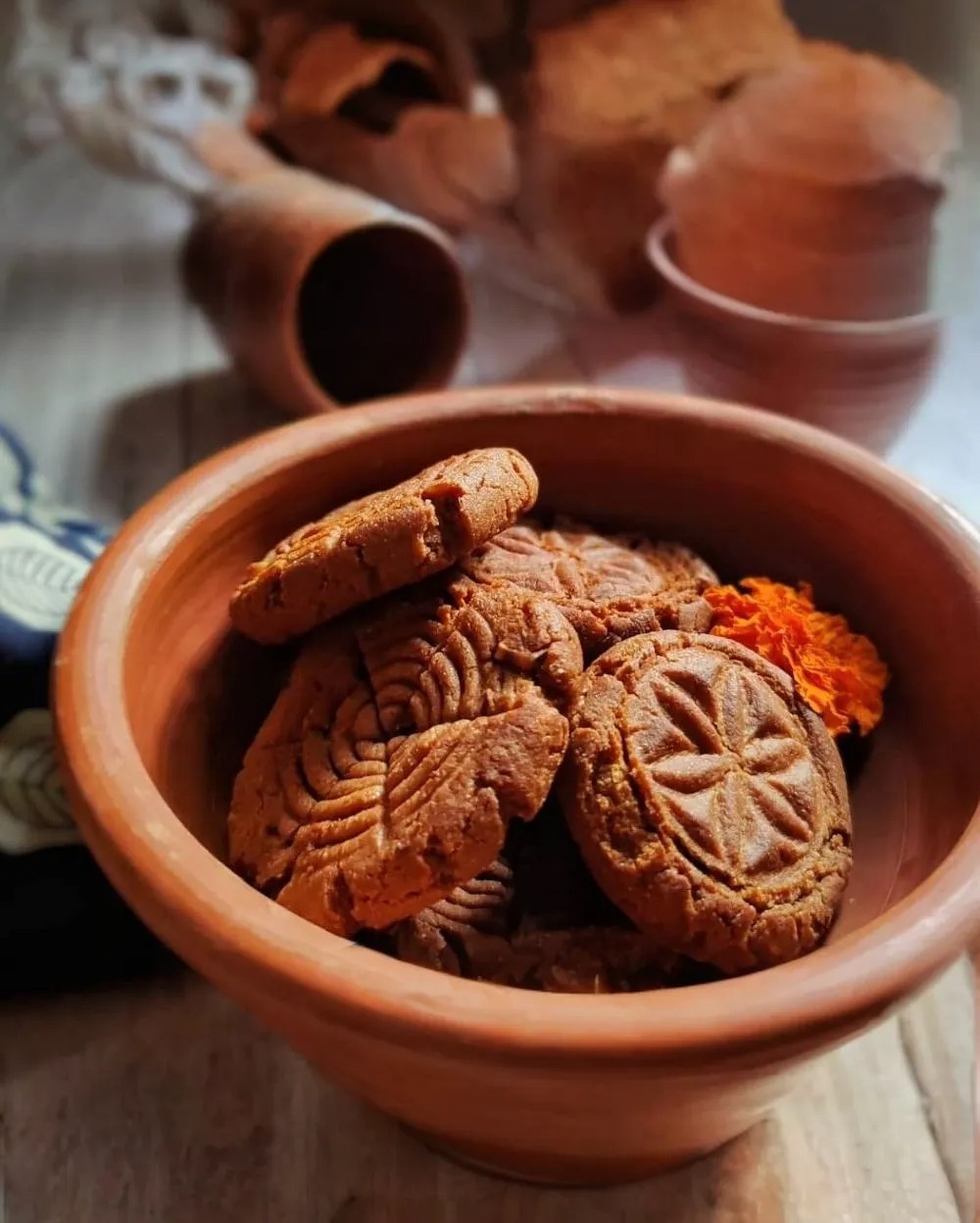 Magadhi Ghee Coconut Jaggery Thekua, 300gms | Authentic Indian Snack