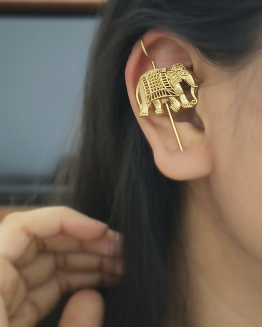 Aarini Needle Earcuff - Naira Collections