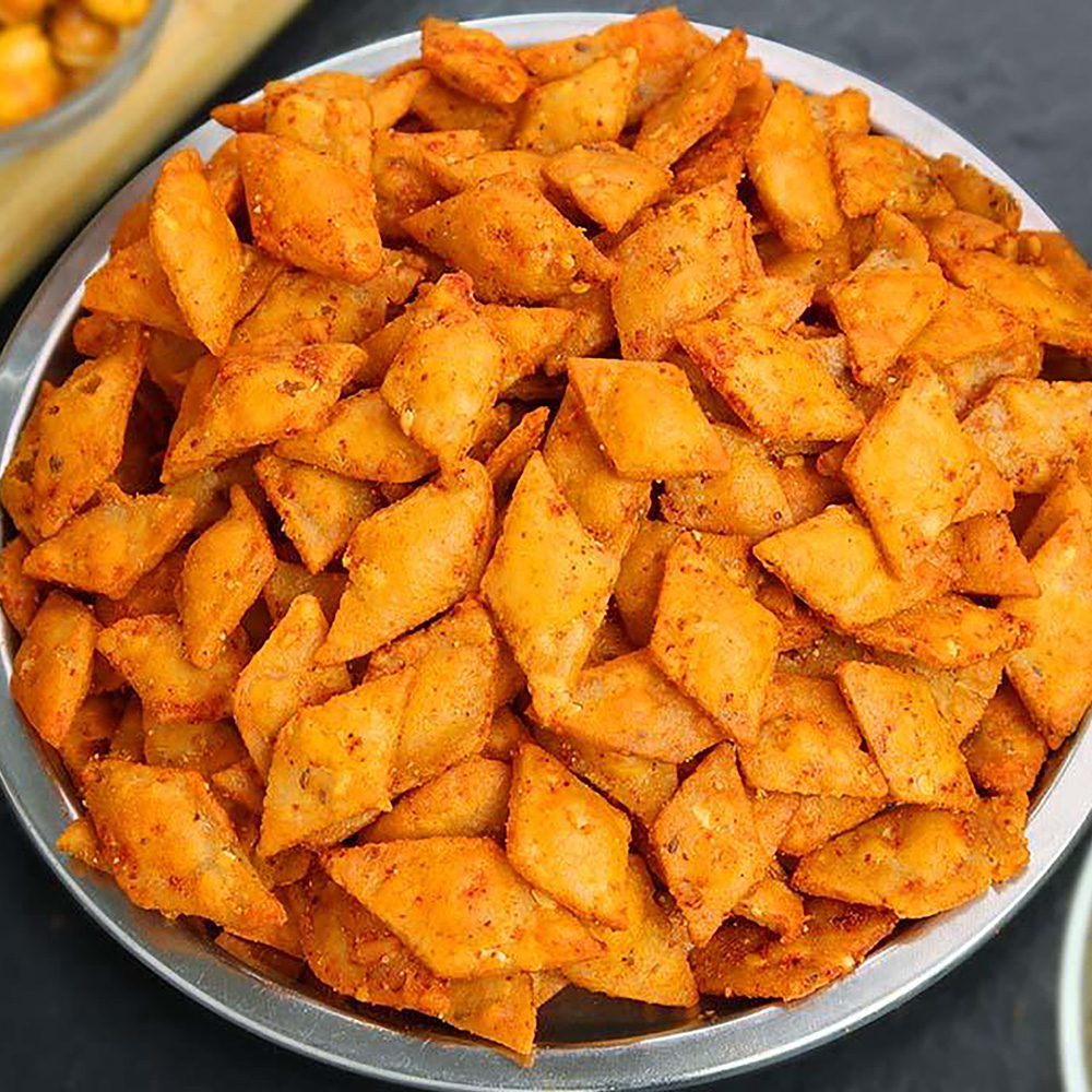 Spicy Shankarpali / Tikhat Shankarpali - Gruham - Traditional Flavours ...