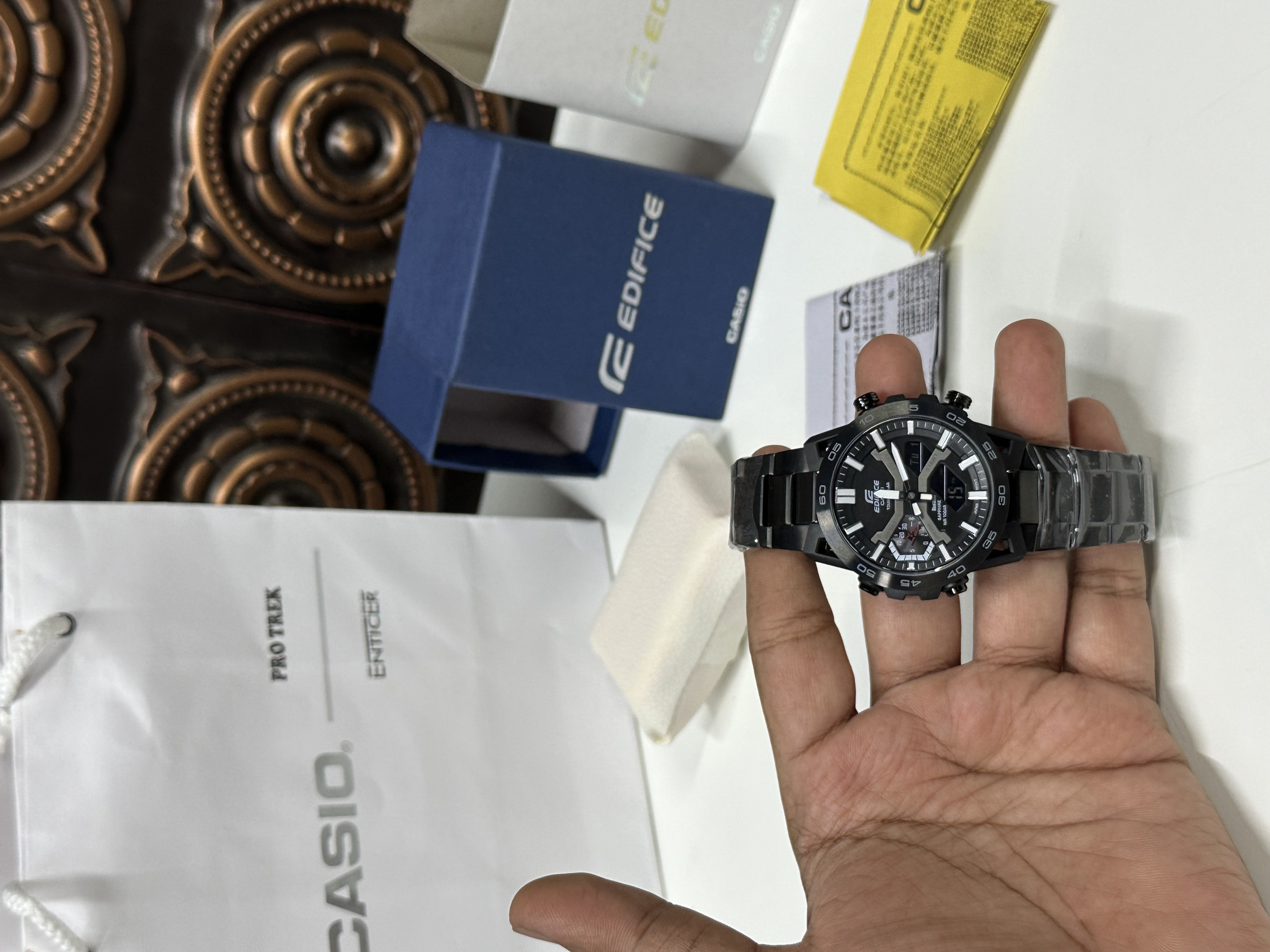 Casio edifice digital + Analogue - Brand Lounge