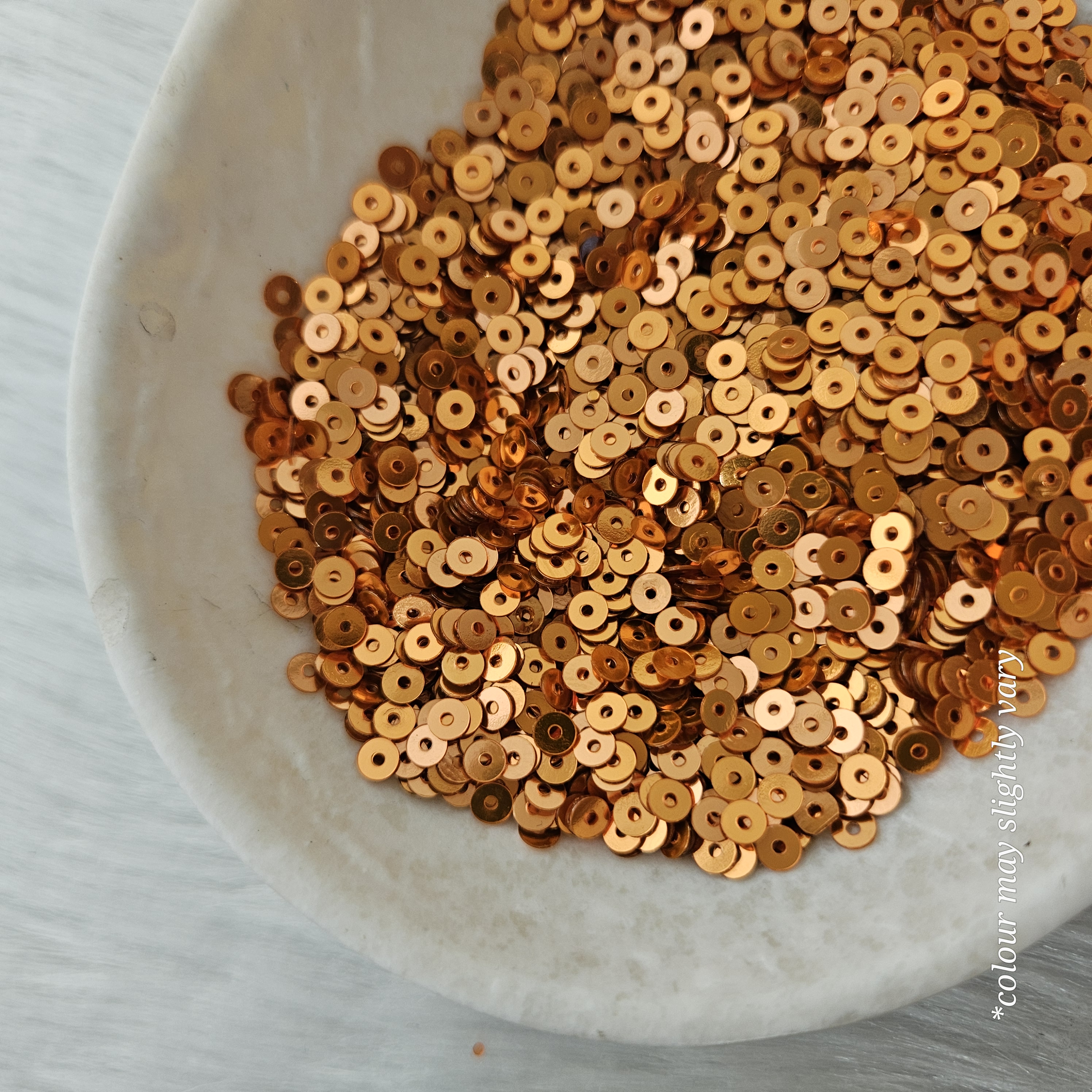 Metallic 4mm round sequins - Iyal Crafts