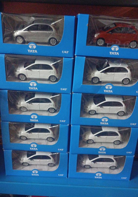 Tata Vista toy car under 399