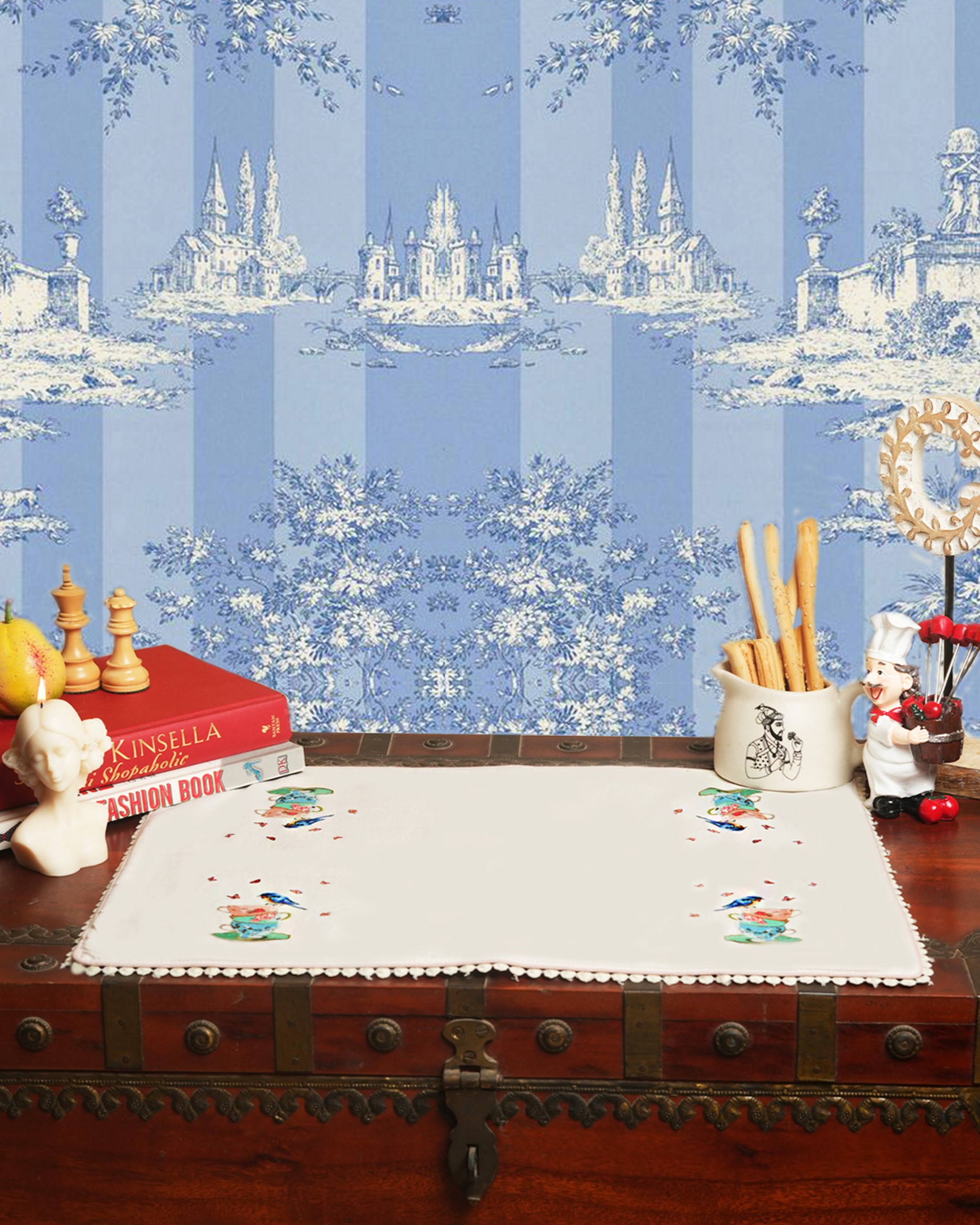 Tea Dessert Table Mats - DE CHEVALERiE en Rouge