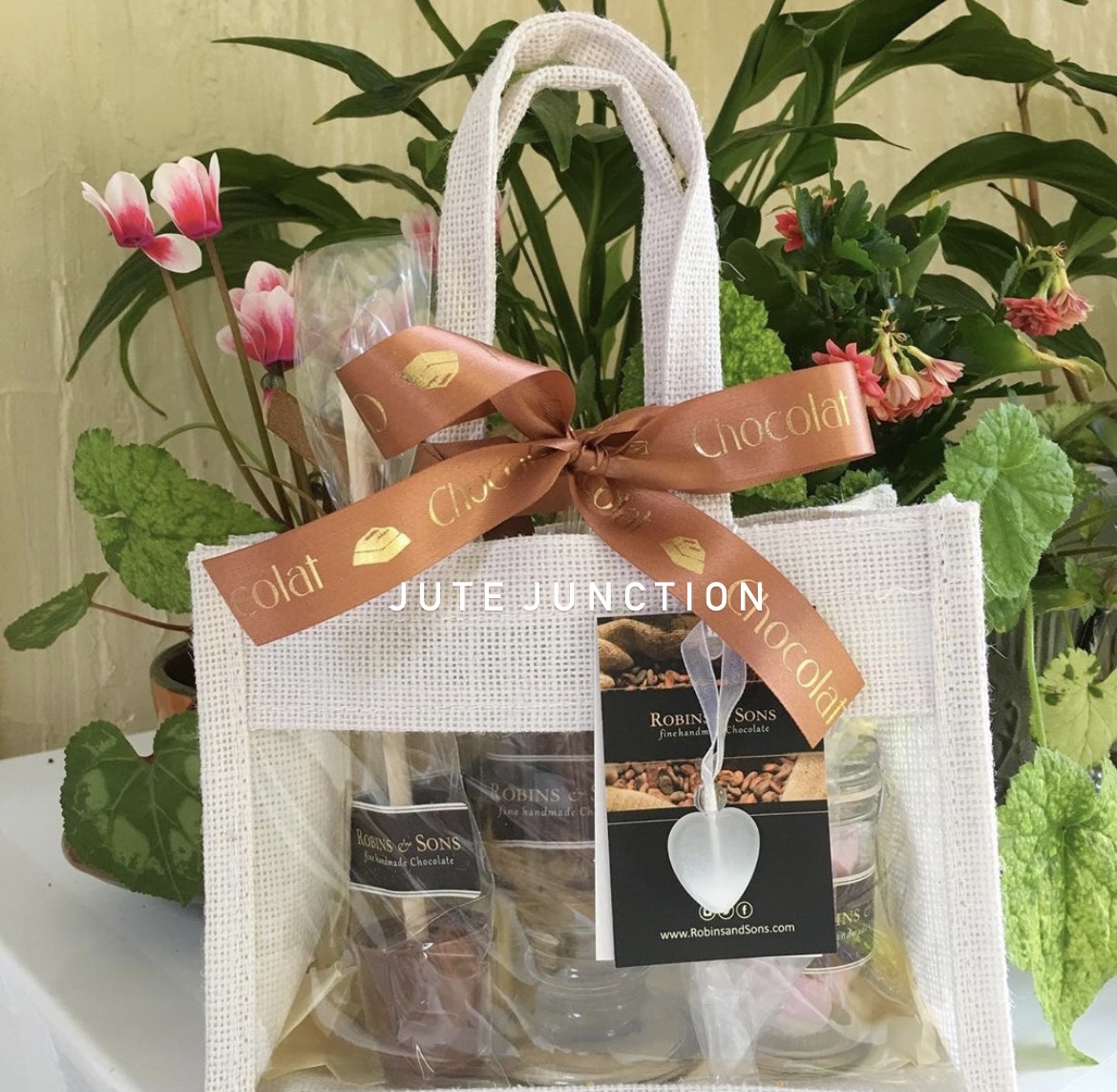 WHITE JUTE GIFT BAGS WITH TRANSPARENT WINDOW (PACK OF 10) - Jute Junction