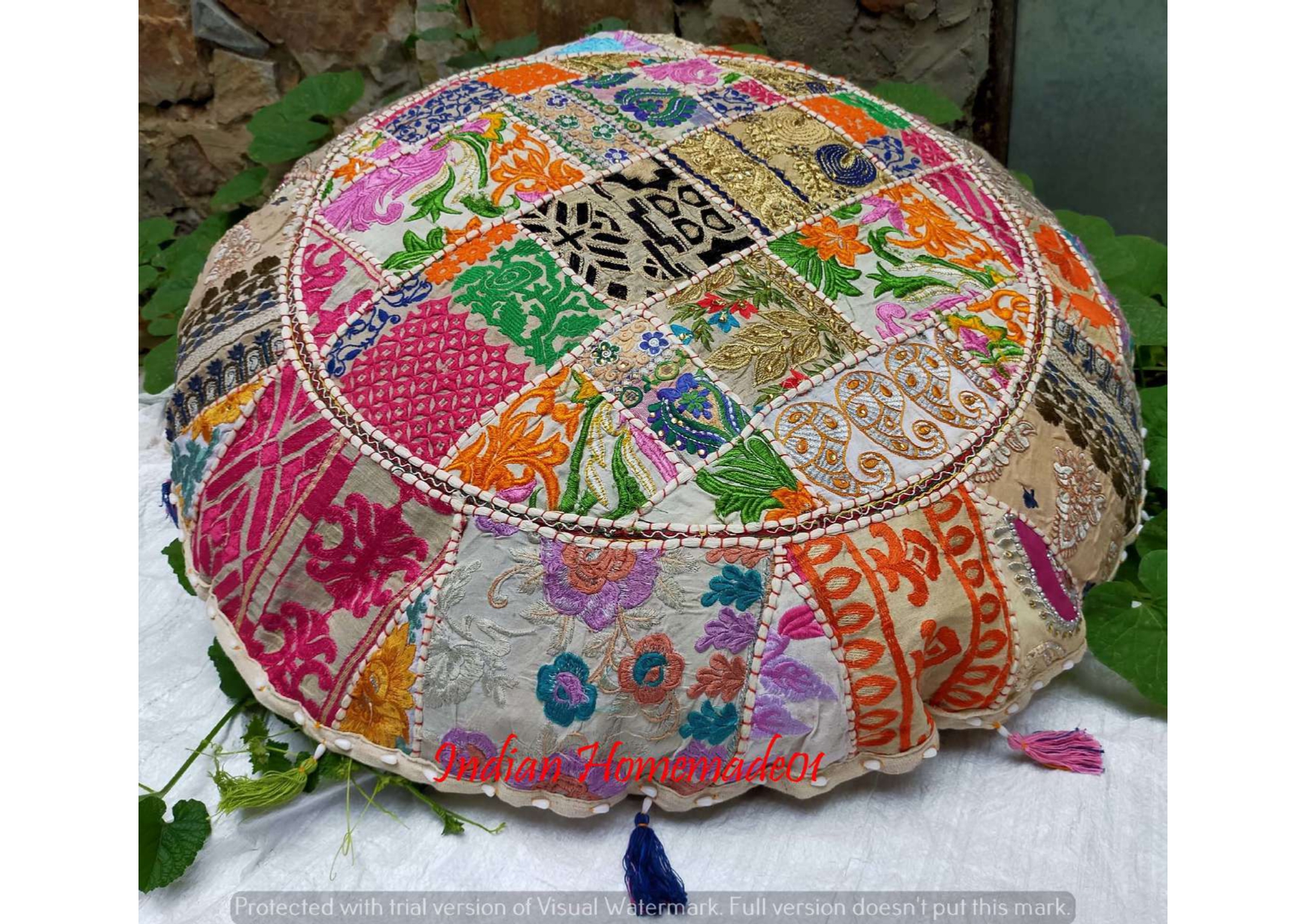 Round Floor Cushion Pouffe 32*32 - HeartFul Craft