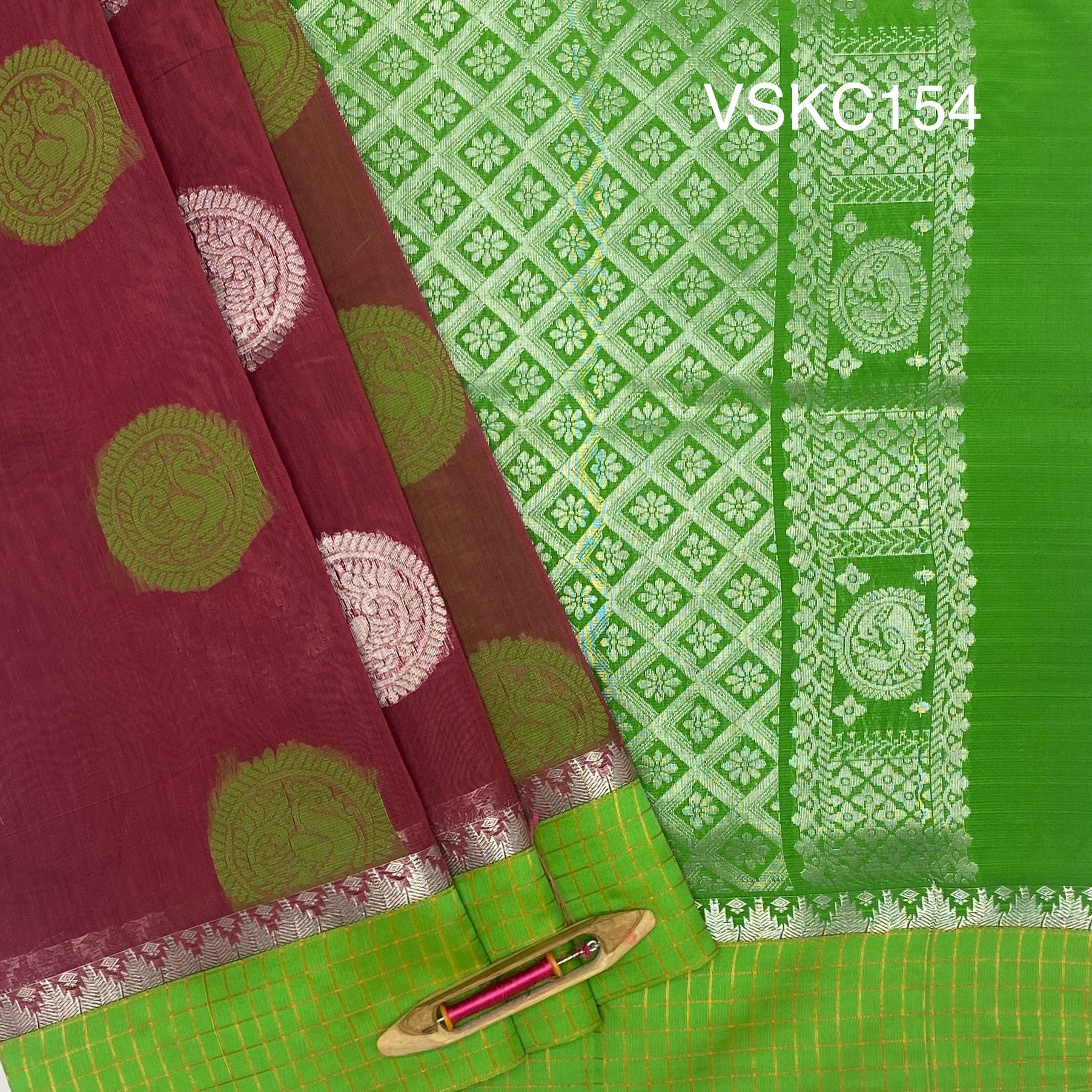 VSKC154 - dark onion pink color body & parrot green color pallu ...