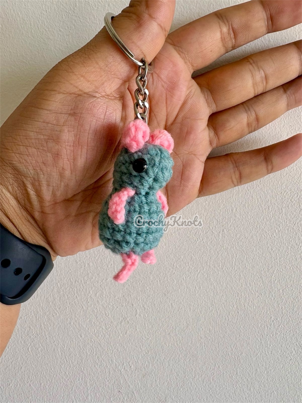 Crochet Remy Rat keychain (Mouse) - CrochyKnots