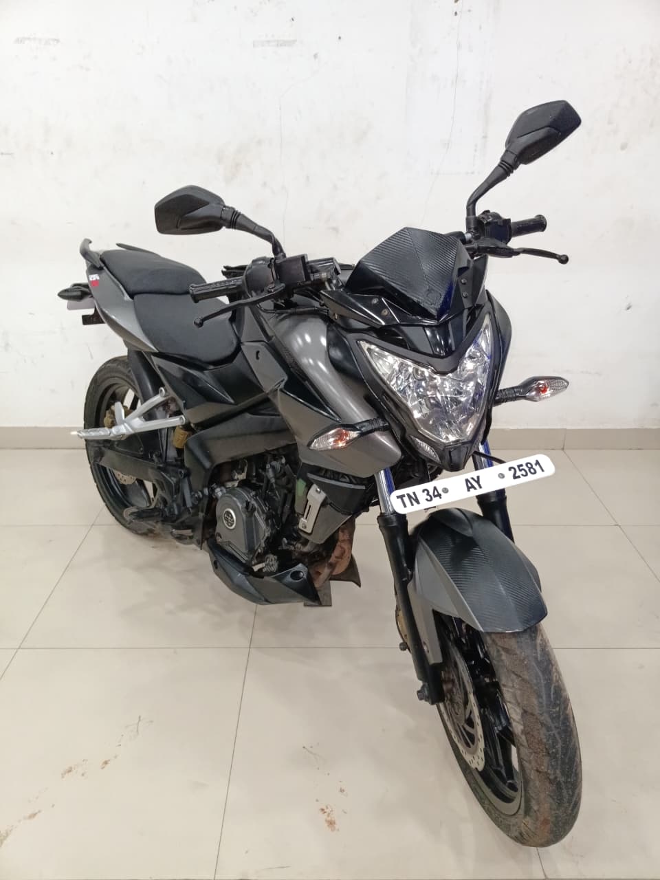 BAJAJ PULSAR NS 200 BLACK 2019 MODEL - SS MOTORS
