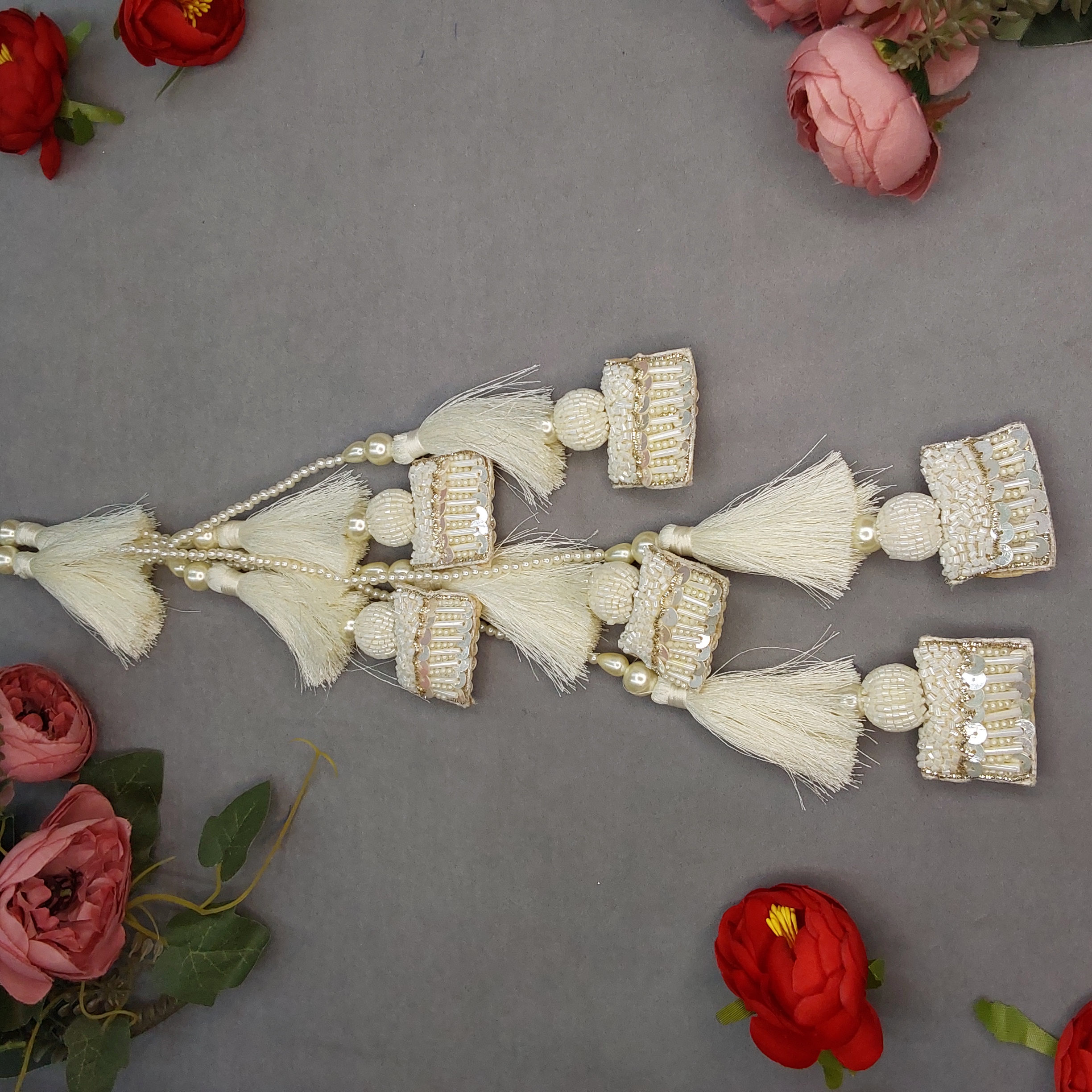 Long Hangings With Beads And Cutpipe Non Dyeable Of White 080424 ...