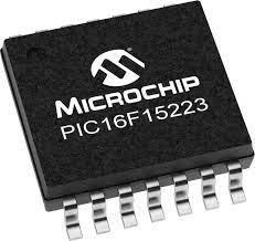 Microchip Pic16F15213 - ROBOTSKULL