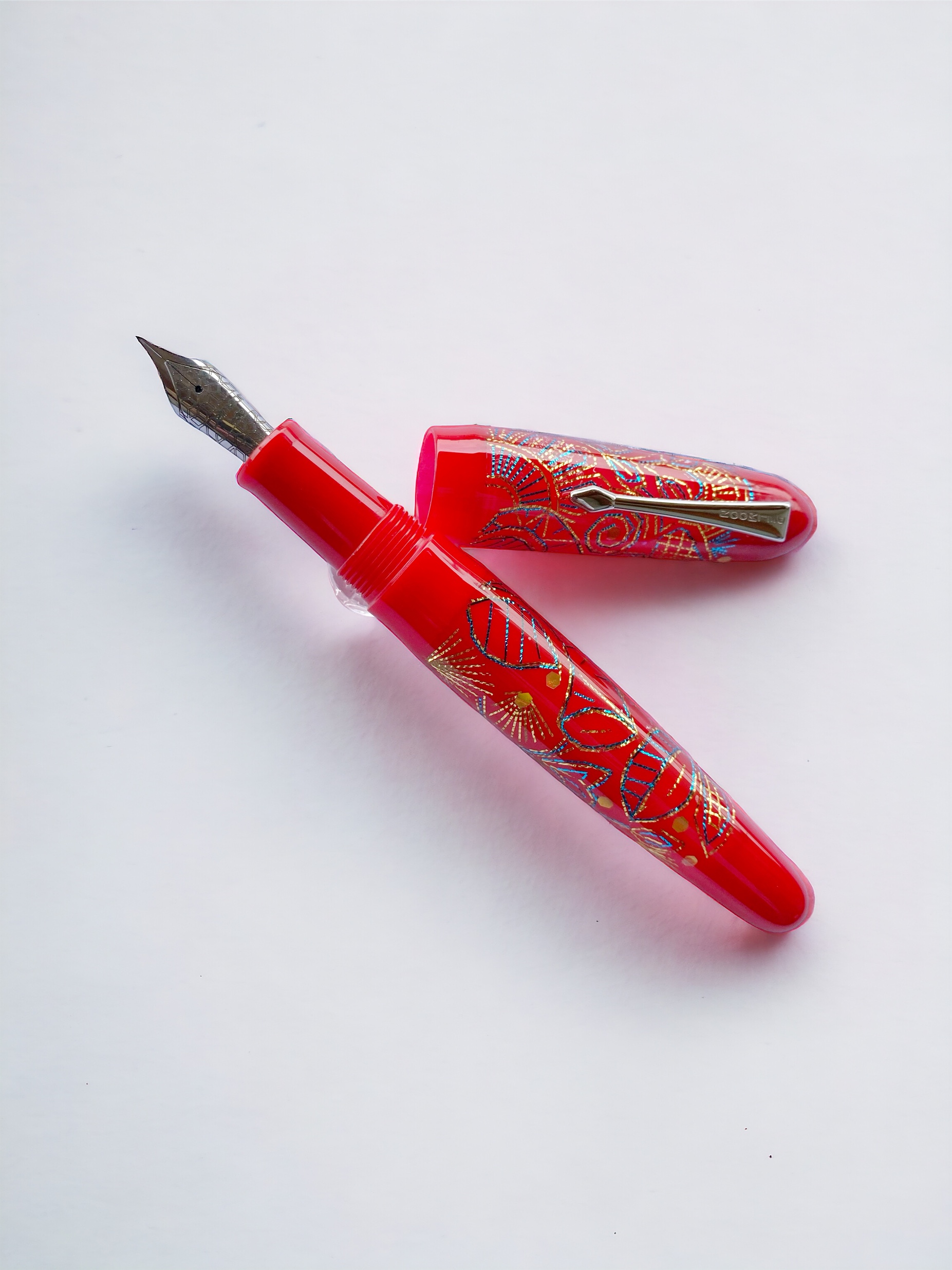 Delmoon majestic floral threads artisan red fountain pen - Delmoon ...
