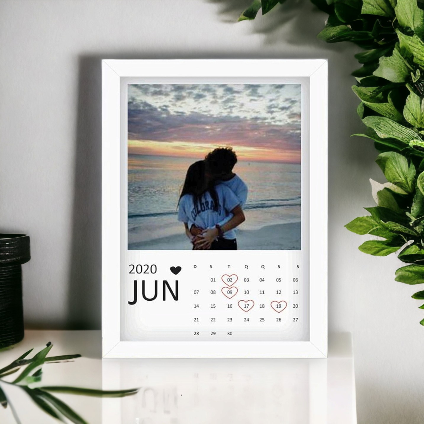 Memorable Day Calendar Frame - Lime Gifts