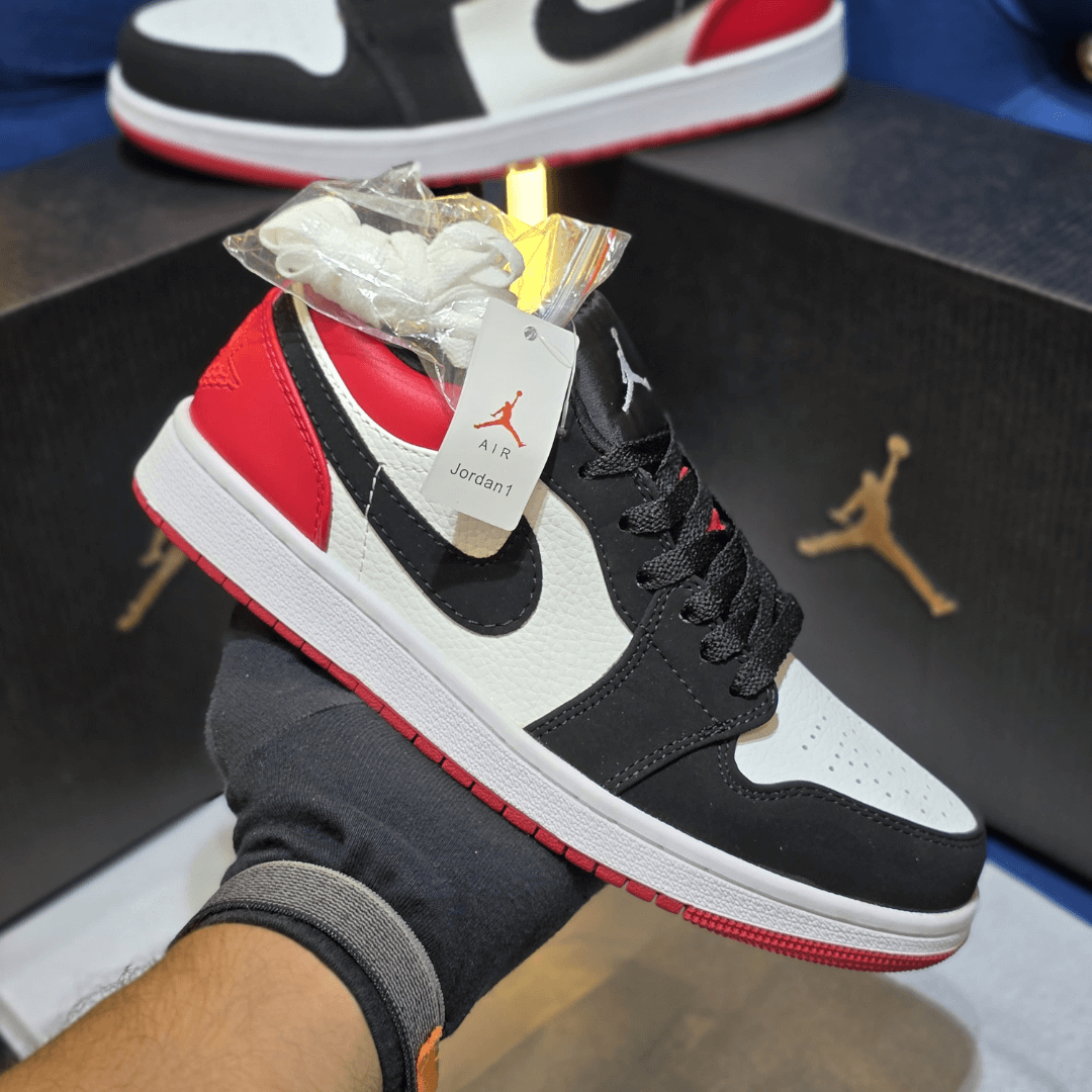 Shop Nike Air Jordan 1 Low Black Toe 7A First Copy Shoes